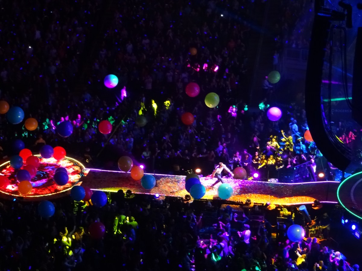 A Head Full of Coldplay – In Search of Rock Gods