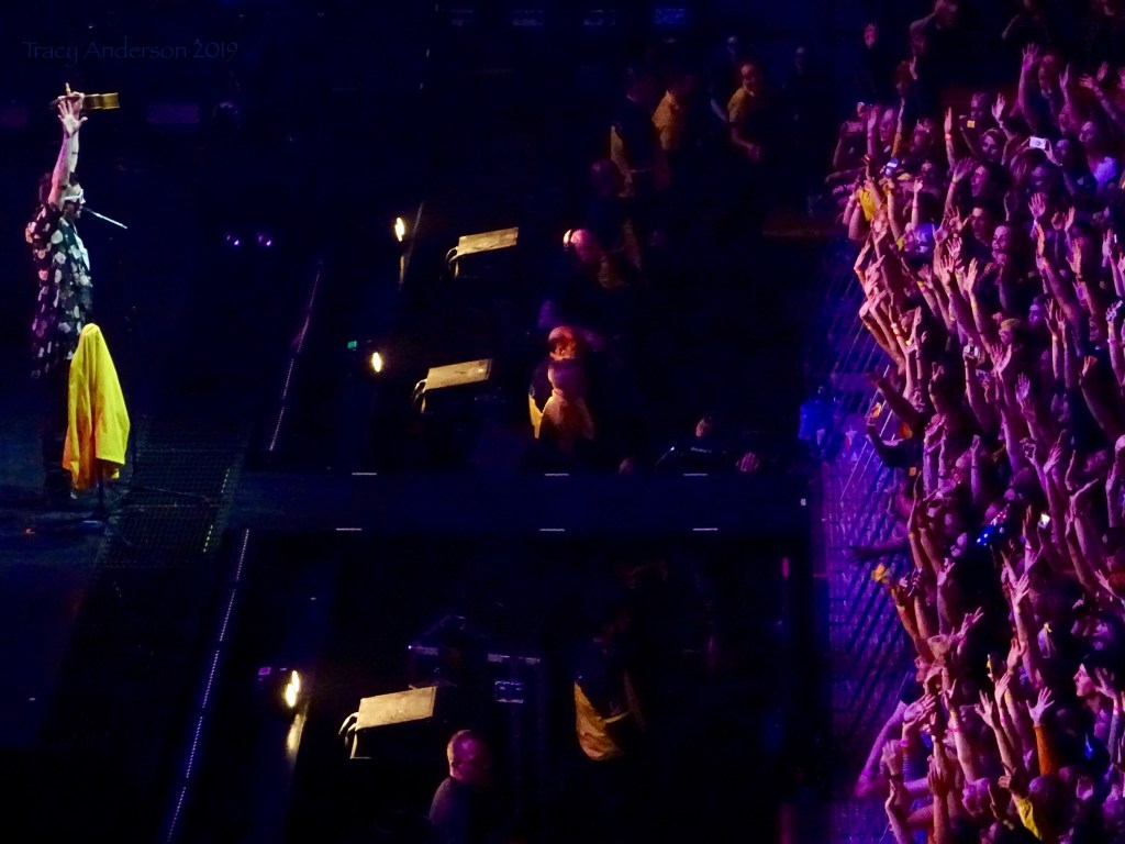 Twenty One Pilots Bandito Tour: First Concerts and Passing Torches – In ...