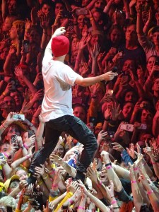 Twenty One Pilots Bandito Tour: First Concerts and Passing Torches – In ...